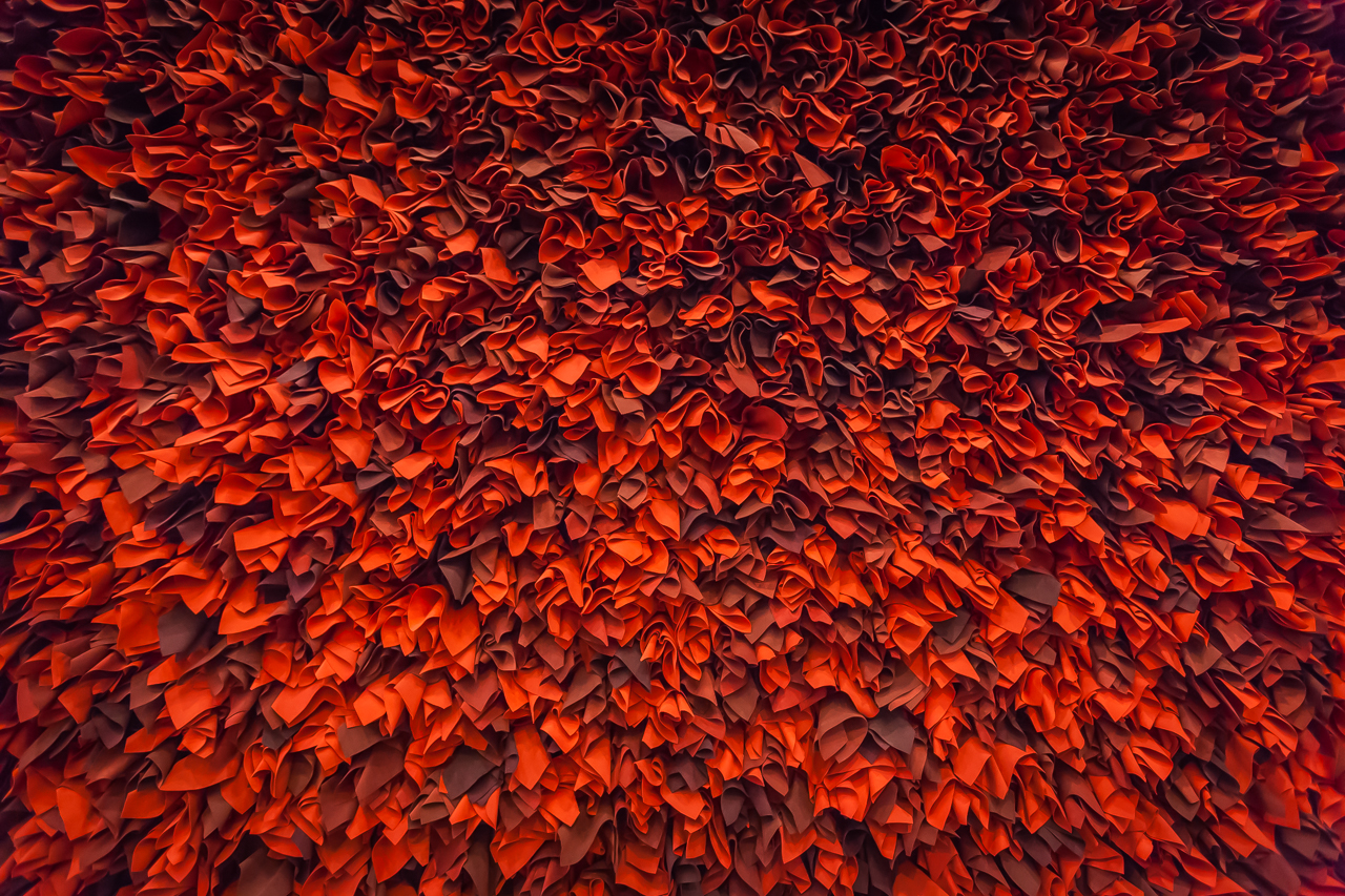 Red Ribbon Store Display in Sydney Australia - Battered LuggageBattered ...