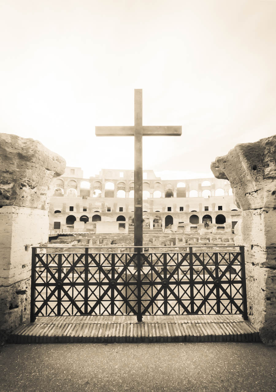 The Emperor's Box at the Colosseum in Rome - Battered LuggageBattered ...